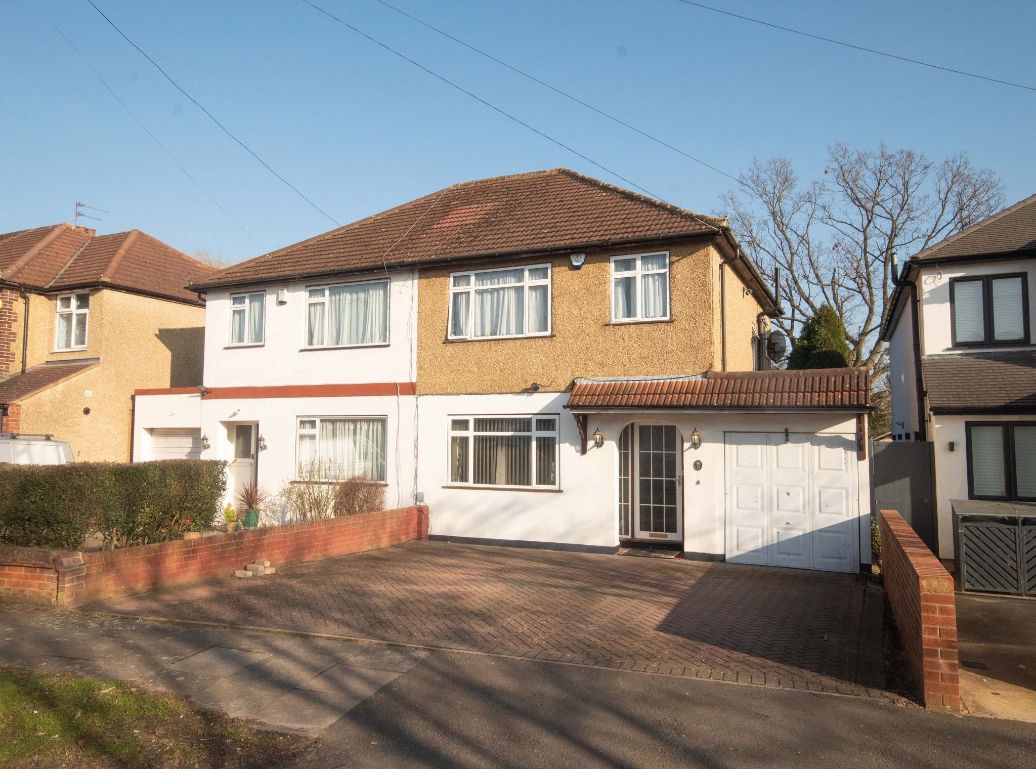 3 Bed Semi Detached House For Sale In Lyndon Avenue Hatch End Pinner