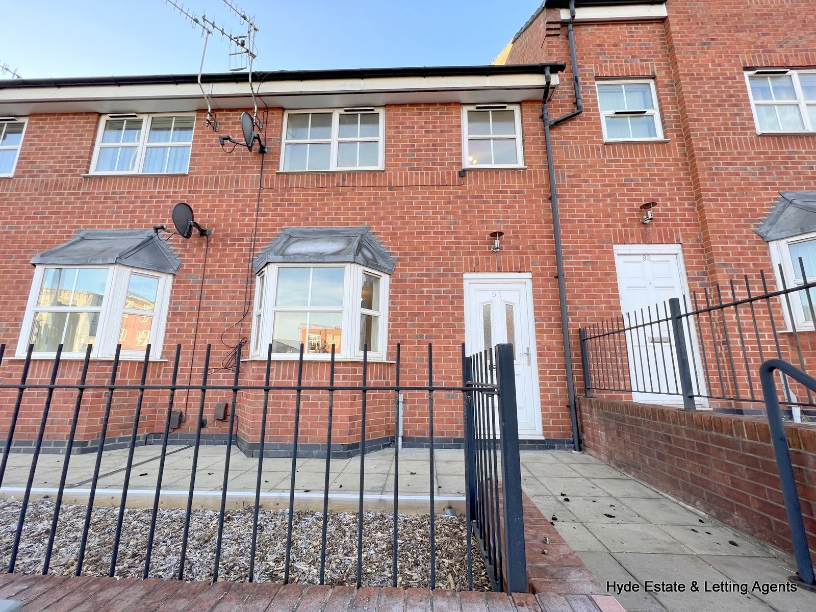 3 Bed Terraced House To Rent In Hartshill Road Hartshill Stoke On