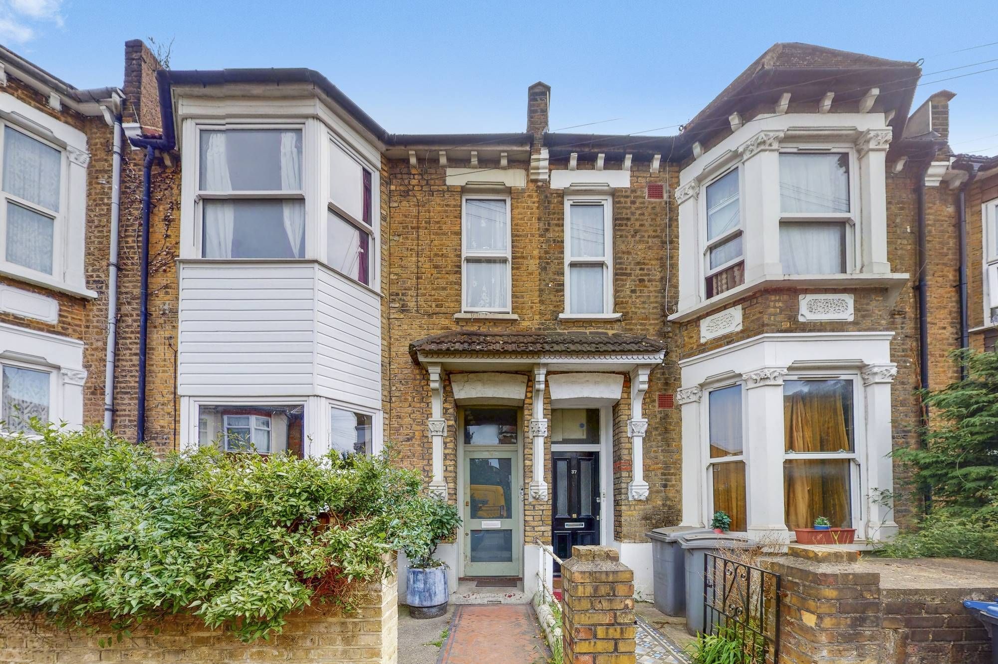 3 bed flat for sale in Nightingale Road, London NW10 - Zoopla