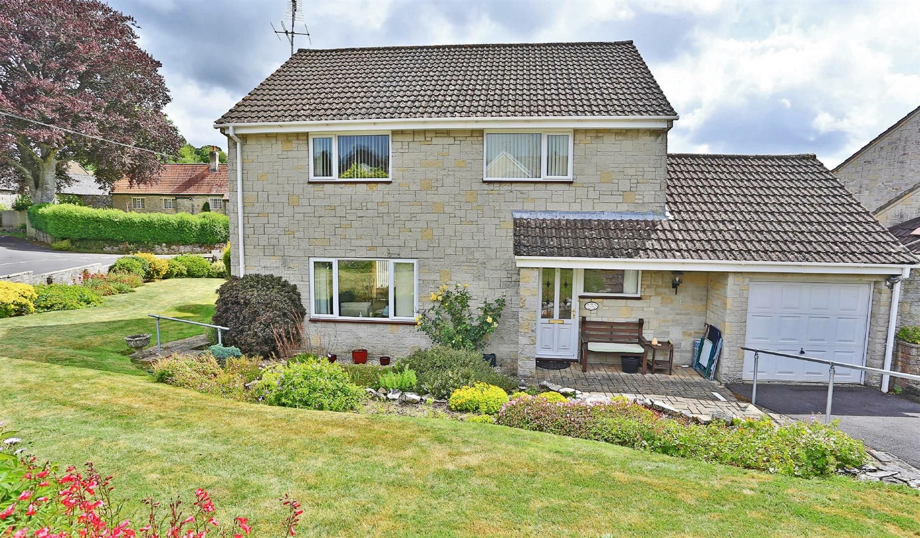 4 bed detached house to rent in Broadwell Close, Combe St. Nicholas ...