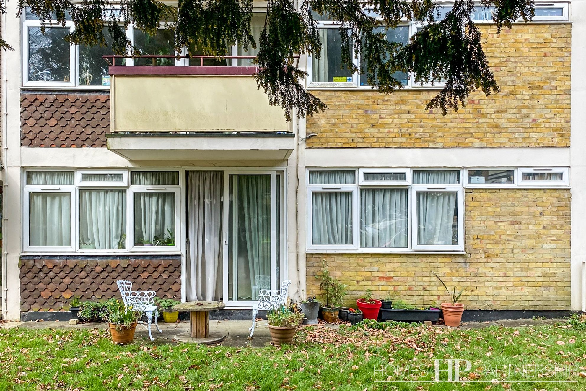2 bed flat for sale in Ifield Drive, Ifield, Crawley RH11 - Zoopla