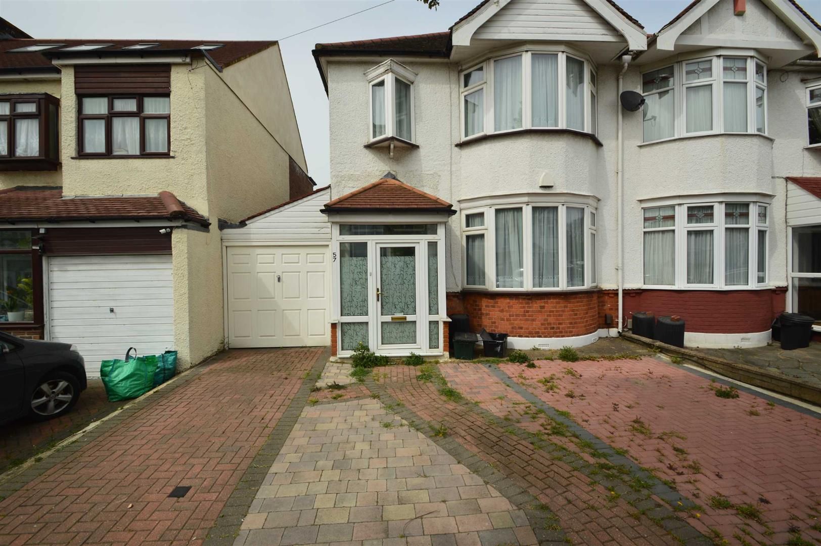 3 bed semi-detached house to rent in Vista Drive, Ilford IG4 - Zoopla