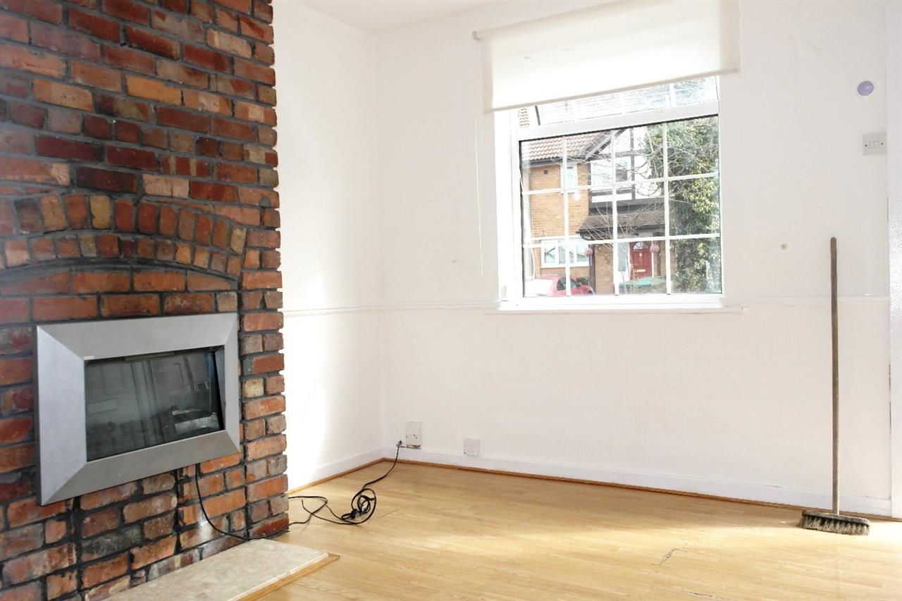2 Bed Terraced House For Sale In St Pauls Road Rock Ferry Birkenhead