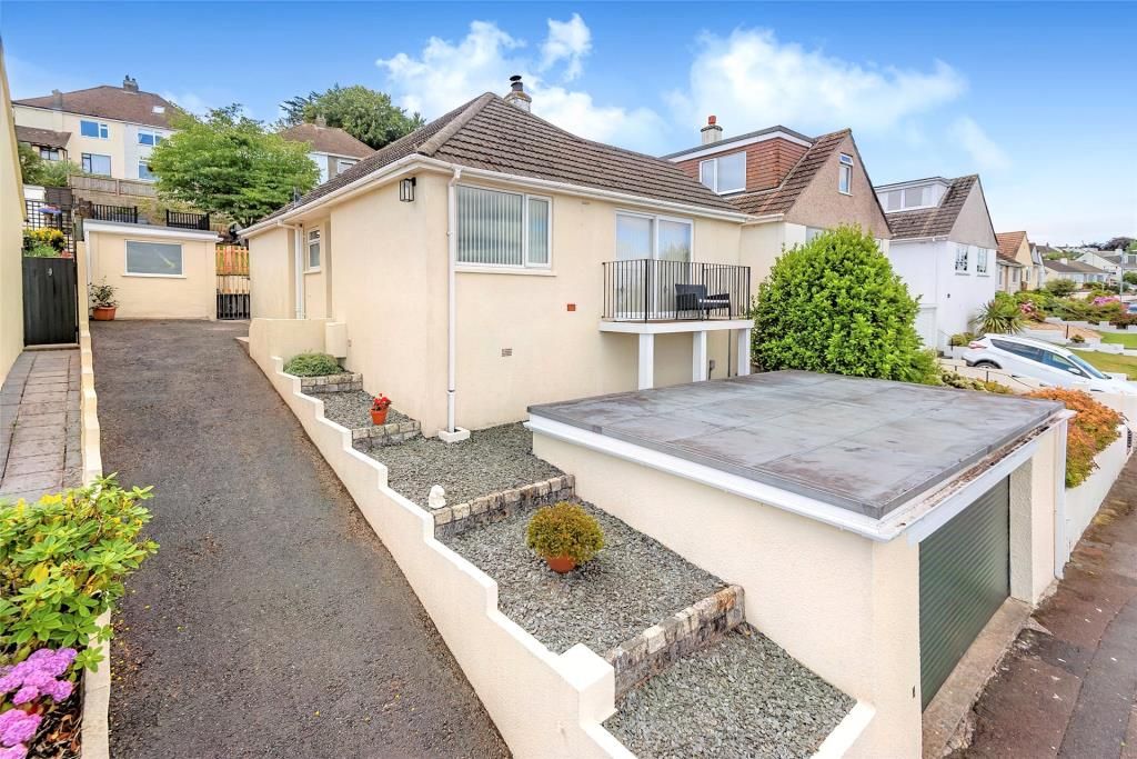 3 Bed Detached Bungalow For Sale In Hillside Road Saltash Cornwall