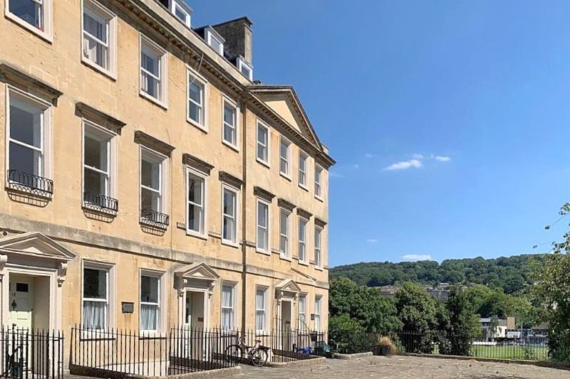 2 bed flat for sale in South Parade, Bath BA2 - Zoopla