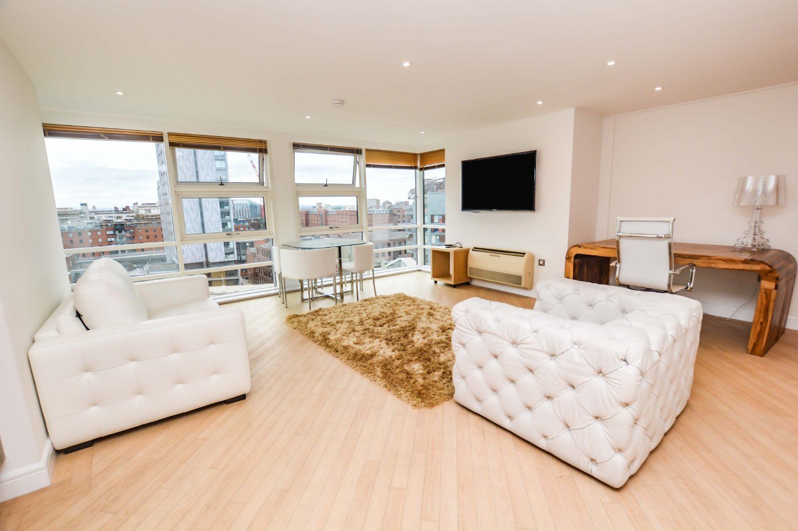 2 bed flat to rent in W3, 51 Whitworth Street West, Southern Gateway ...