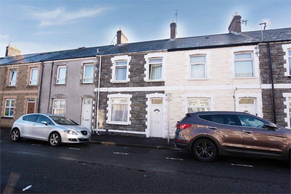 1 bed flat for sale in Diamond Street, Cardiff CF24 - Zoopla