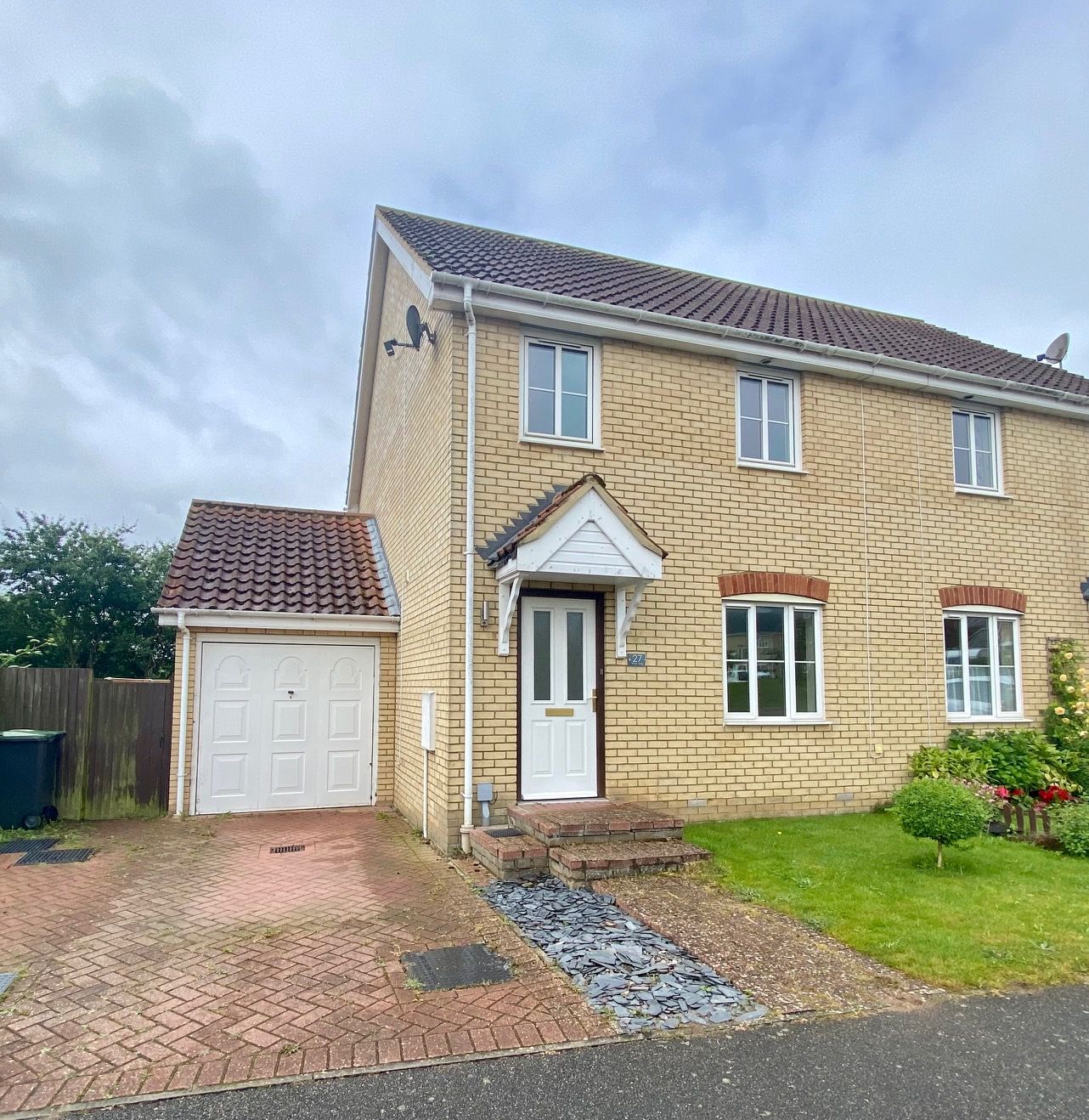 3 bed semi-detached house to rent in Wells Way, Debenham IP14 - Zoopla