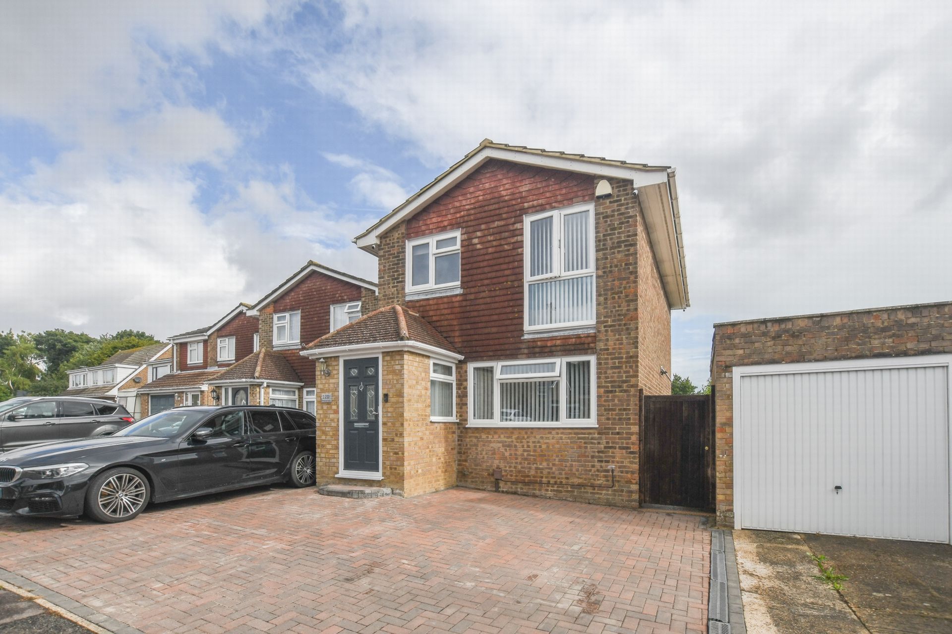 3 bed detached house for sale in Newlands, Whitfield CT16 - Zoopla