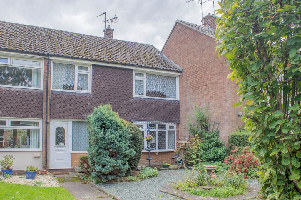 3 bed terraced house for sale in Ordnance Court, Beeston, Nottingham ...