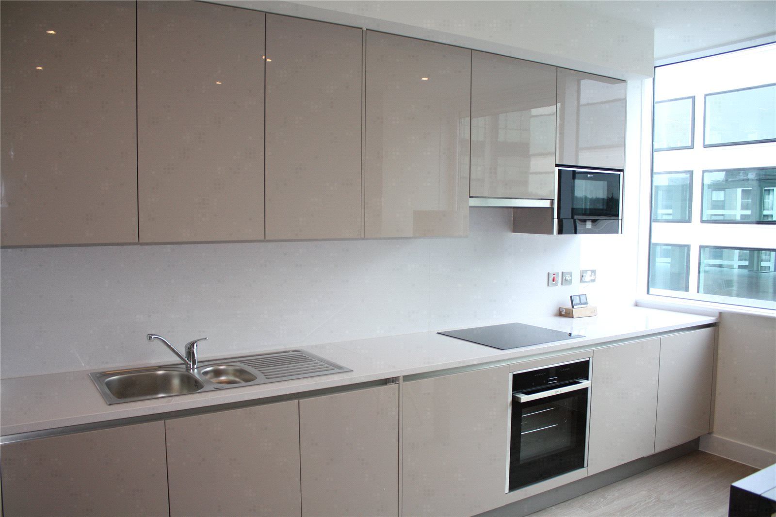 1 bed flat to rent in Kings Reach, 38-50 Kings Road, Reading, Berkshire ...