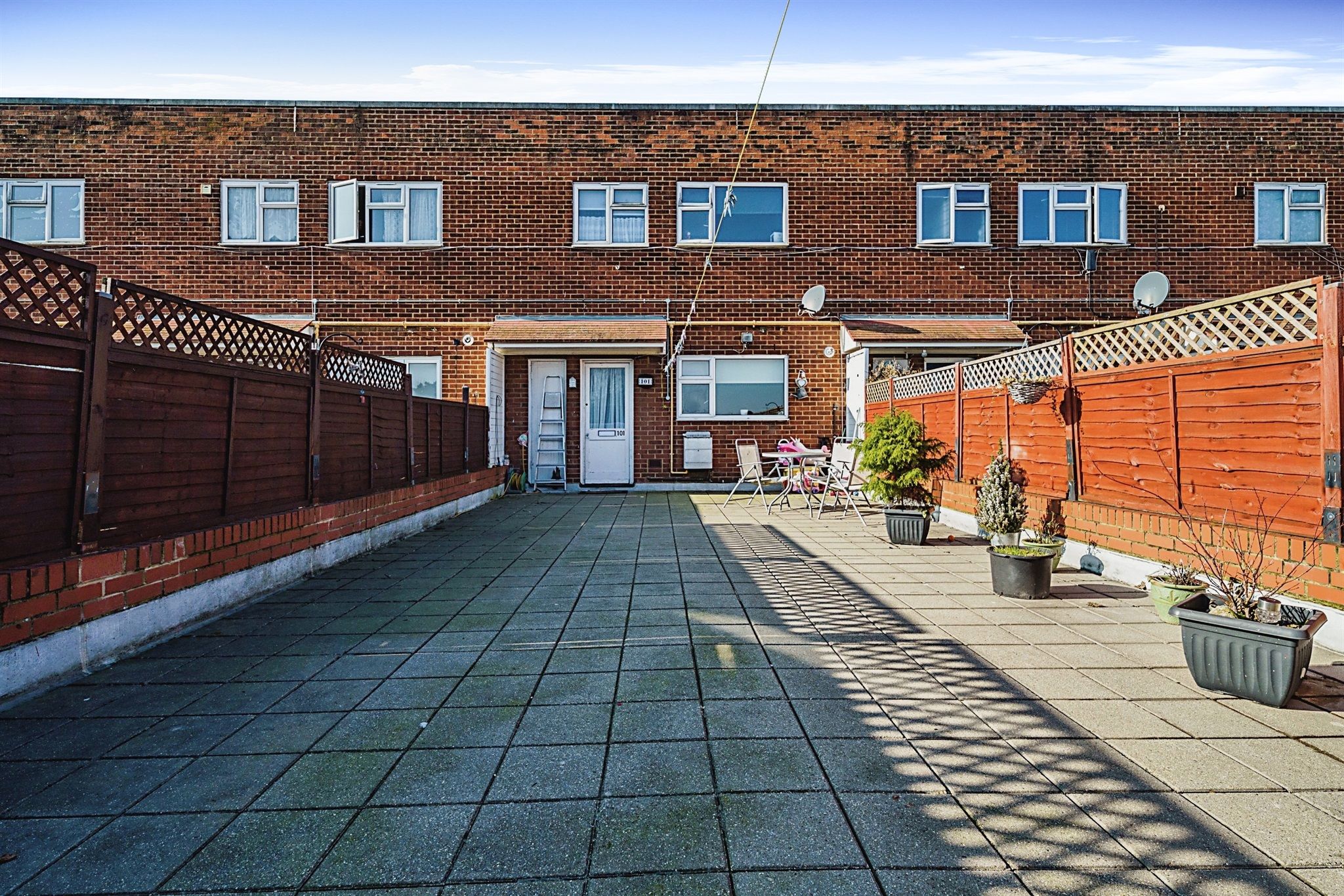 2 bed maisonette for sale in The Stow, Harlow CM20 - Zoopla