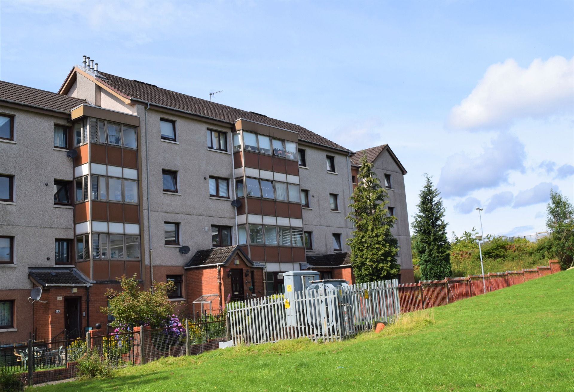 2 bed flat to rent in Dougrie Road, Flat 1/2, Glasgow, Glasgow G45 - Zoopla