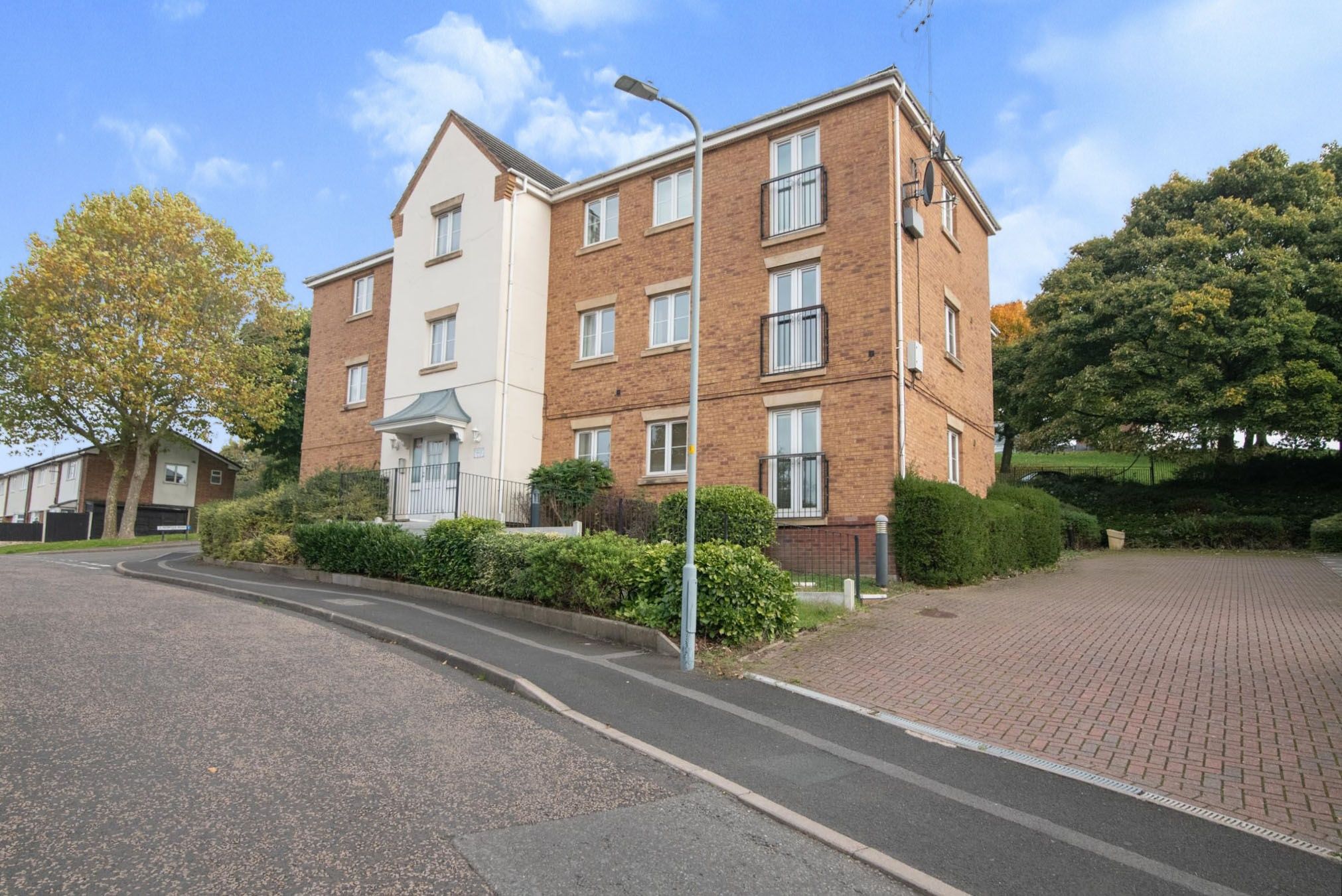 2 bed flat for sale in Hereford Road, Oldbury, Birmingham, West ...