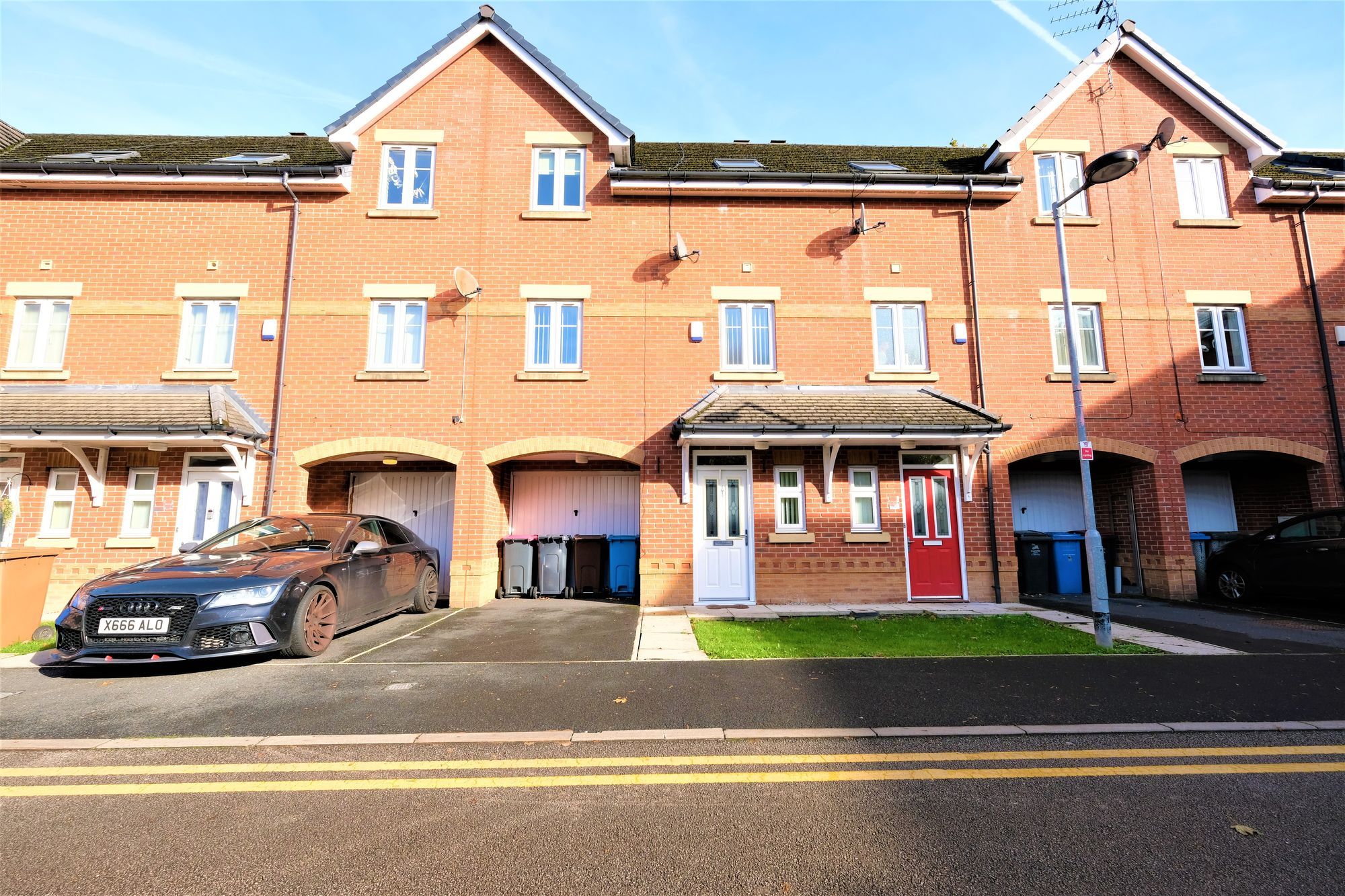 4 bed terraced house for sale in Verdant Lane, Eccles M30 - Zoopla