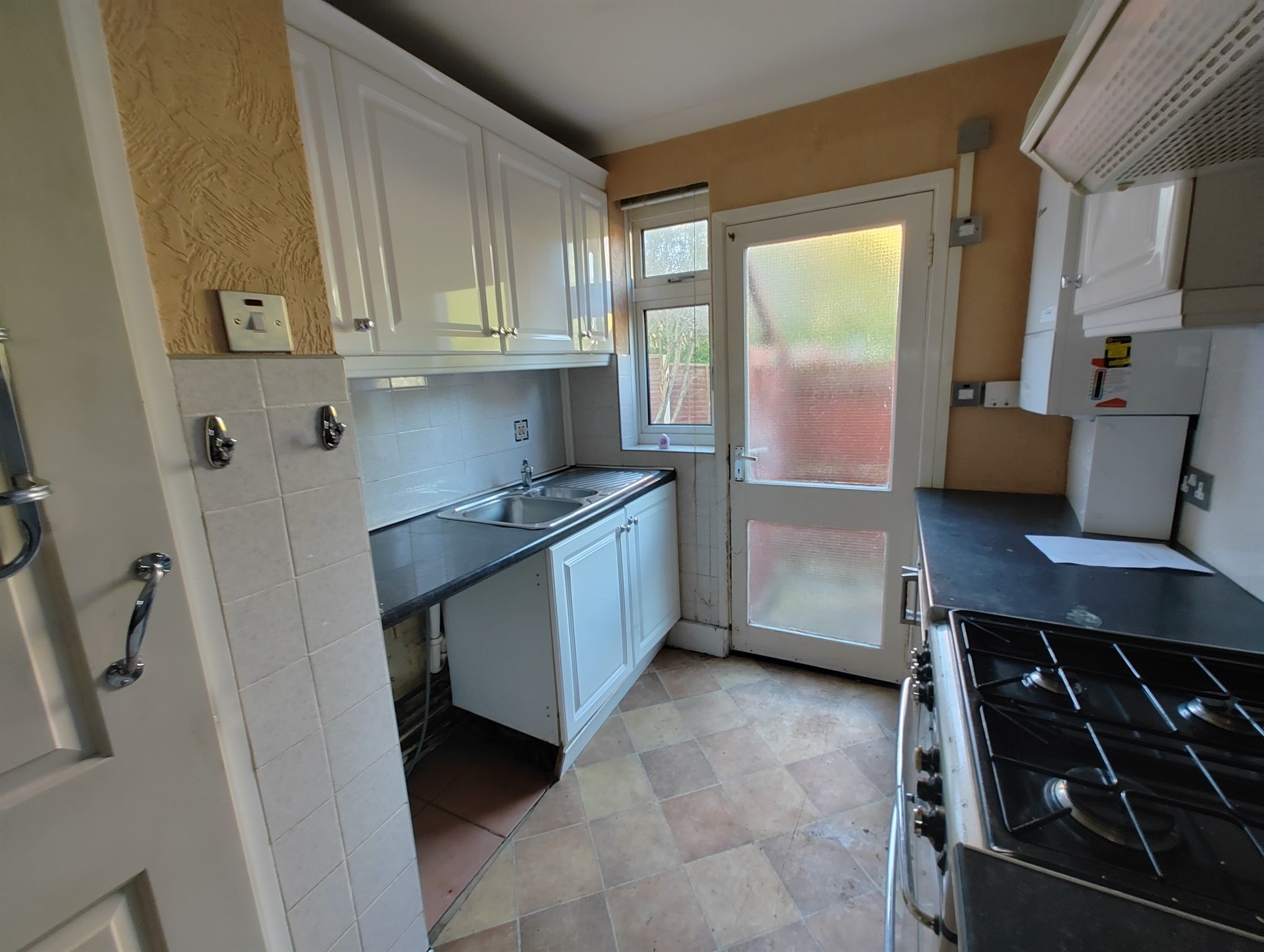 2 bed flat for sale in Elmdon Close, Solihull B92 - Zoopla