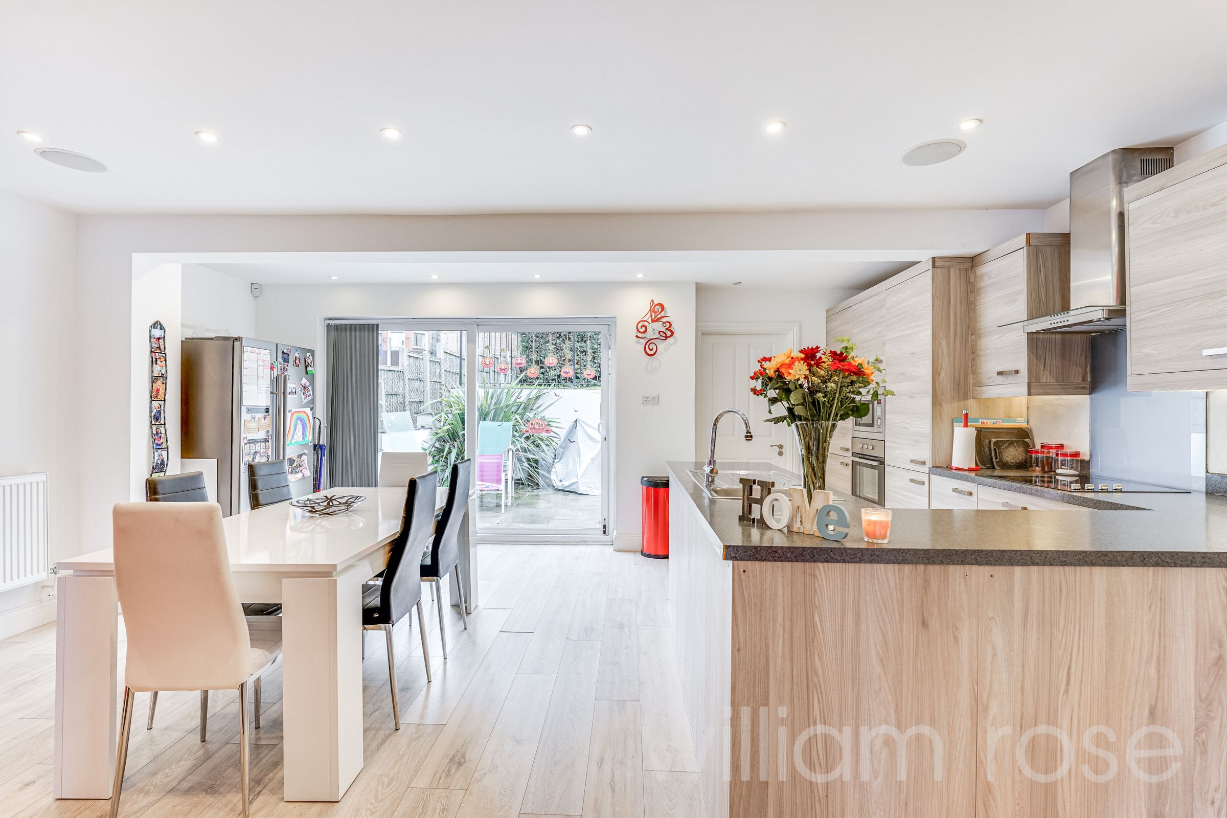 4 Bed Semi Detached House For Sale In Beechwood Drive Woodford Green