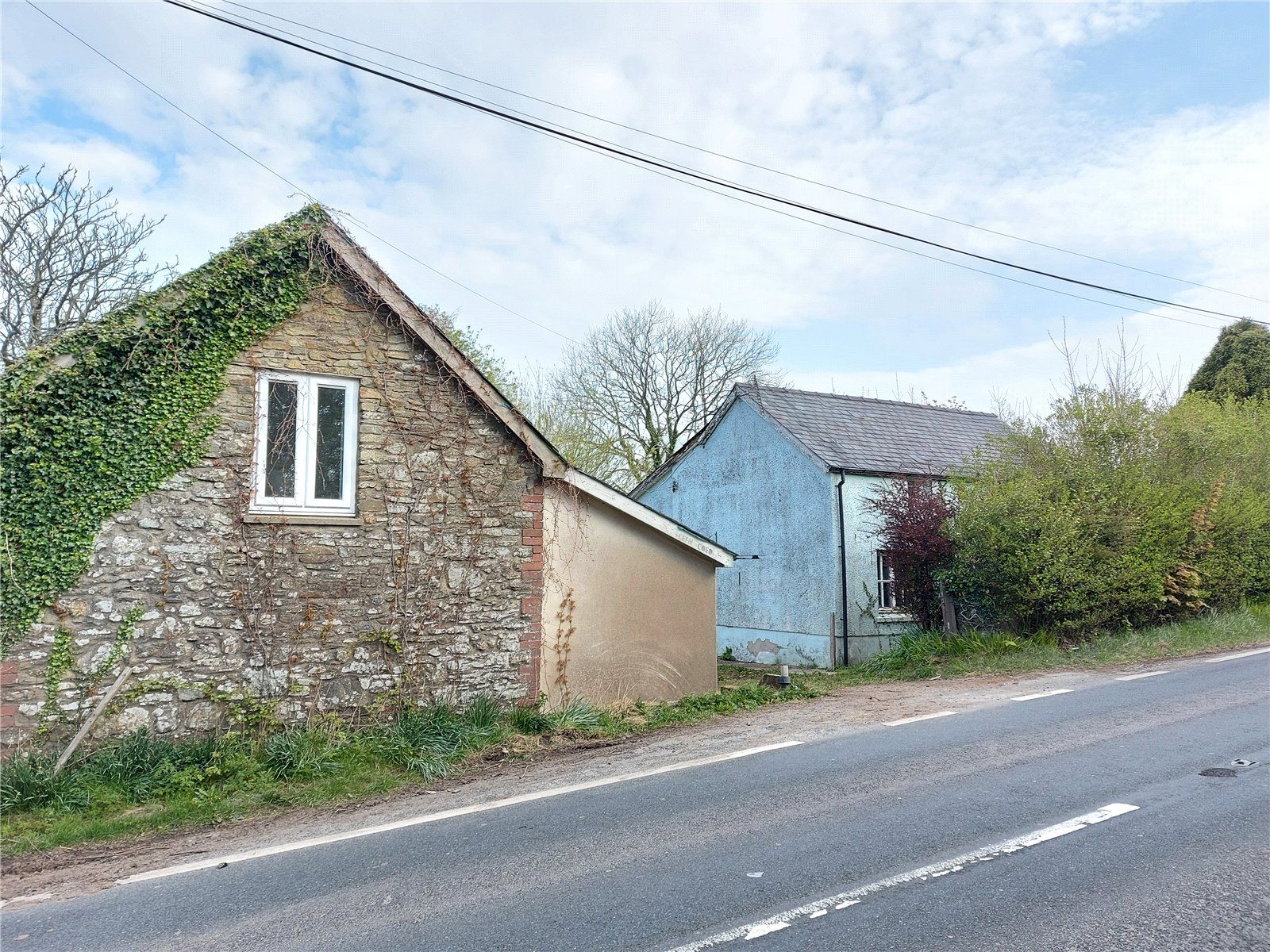 2 bed detached house for sale in Synod Inn, Llandysul, Postmawr ...