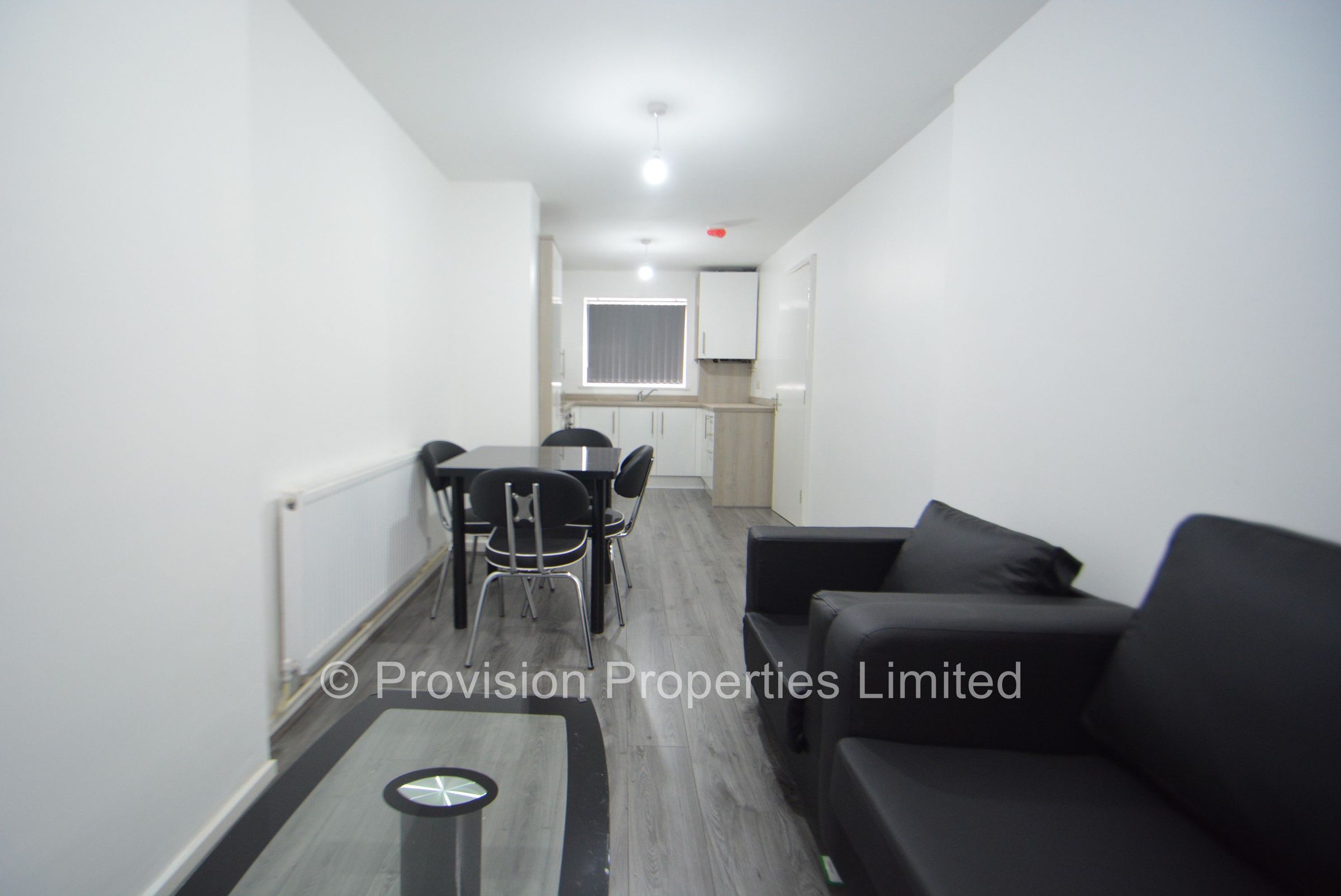 4 bed town house to rent in Well Close Rise, City Centre, Leeds LS2 ...