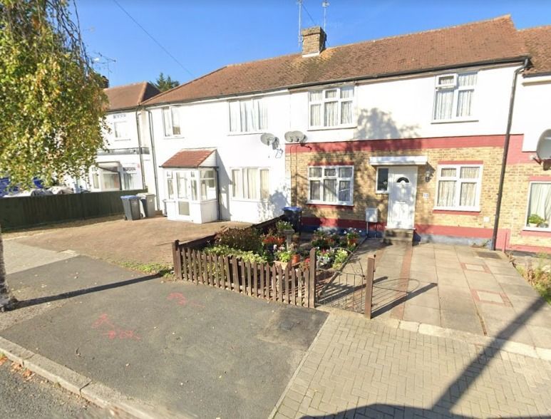 Studio to rent in Elthorne Road, London NW9 - Zoopla