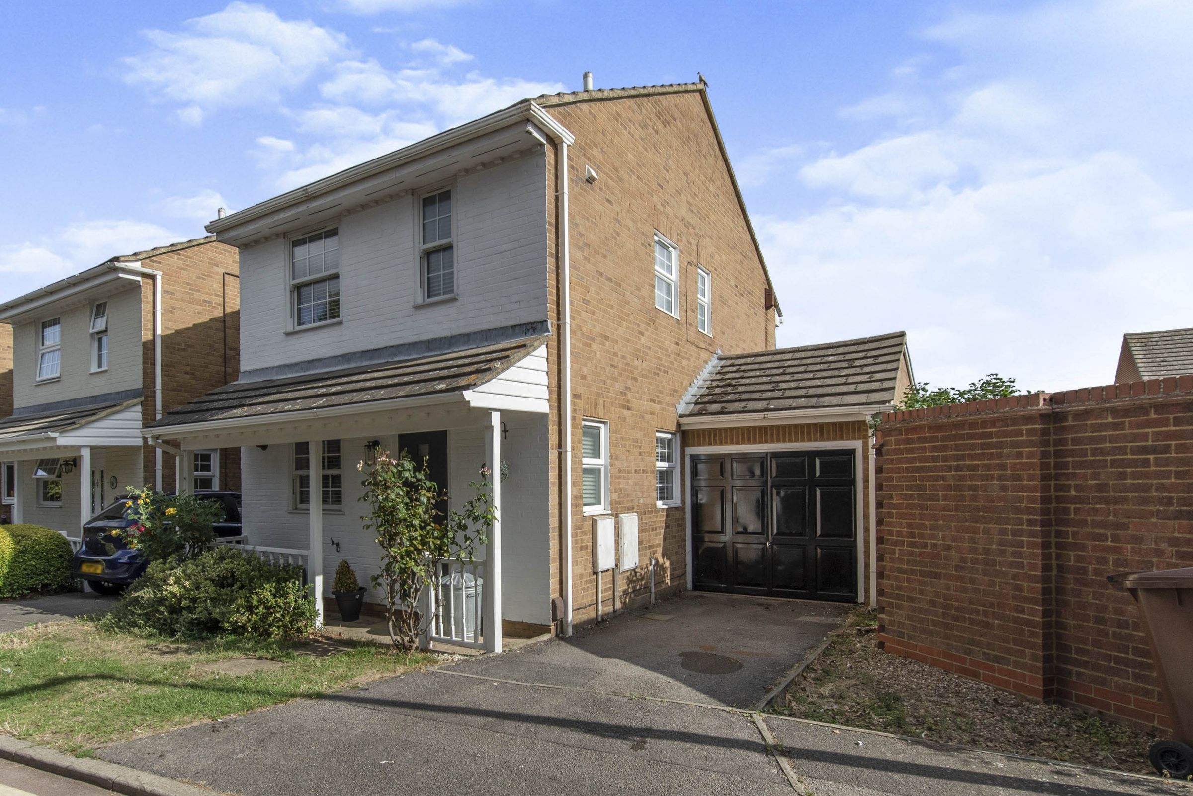 3 bed link-detached house for sale in Hurst Place, Gillingham ME8 - Zoopla