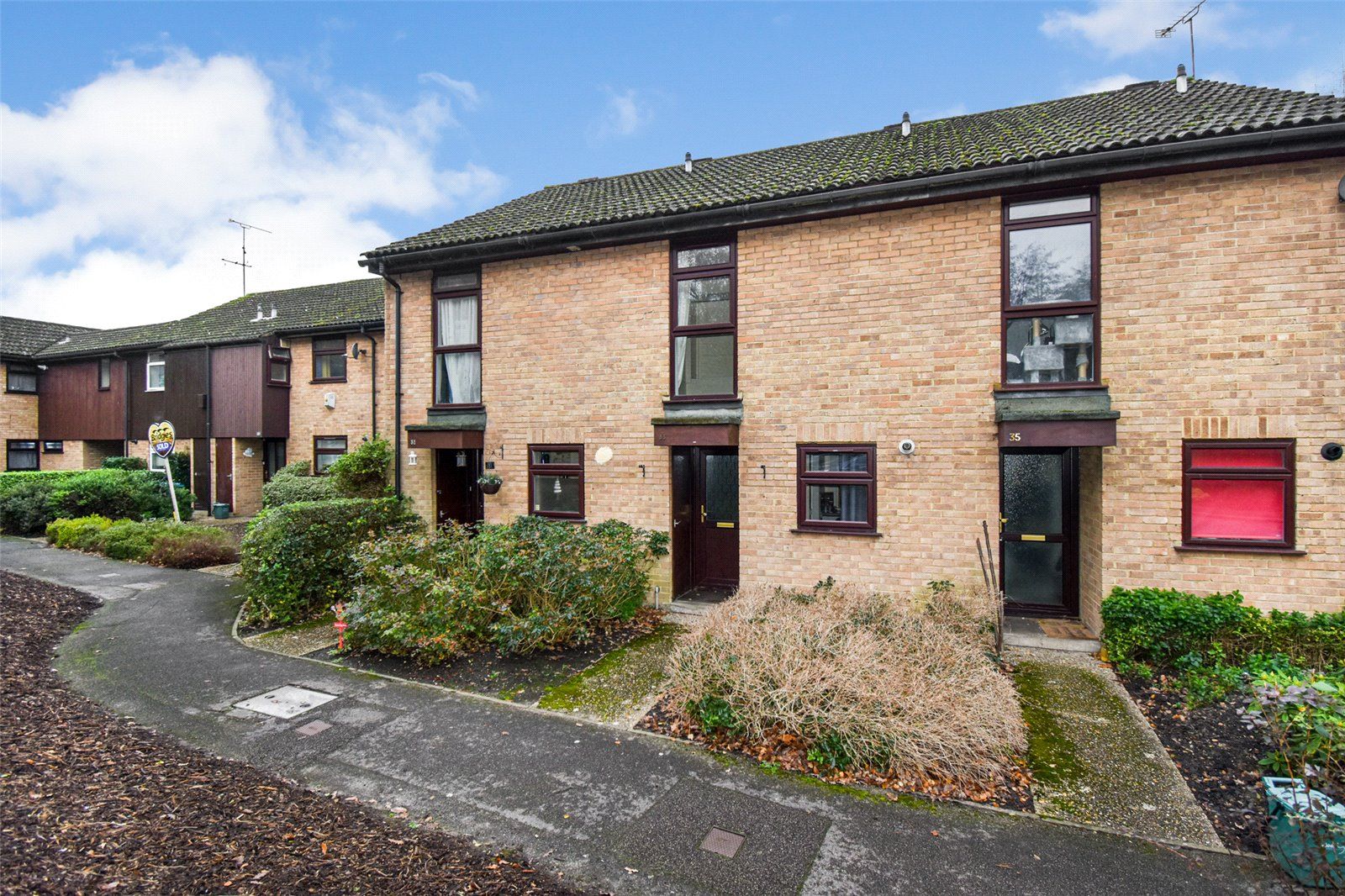 2 bed terraced house to rent in Maple Close, Ash Vale, Aldershot ...