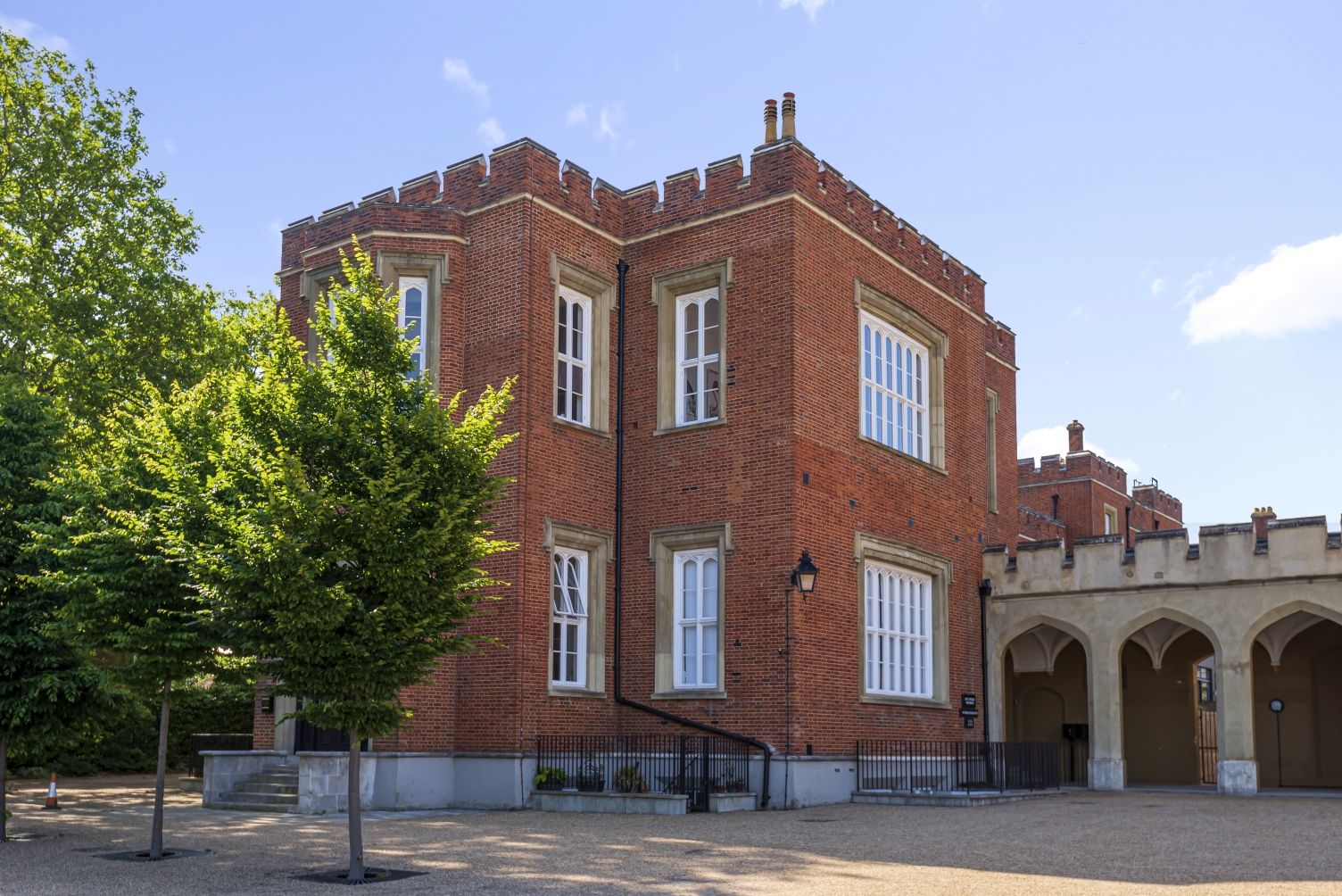 2 bed flat for sale in Parade Ground Path, London SE18 - Zoopla