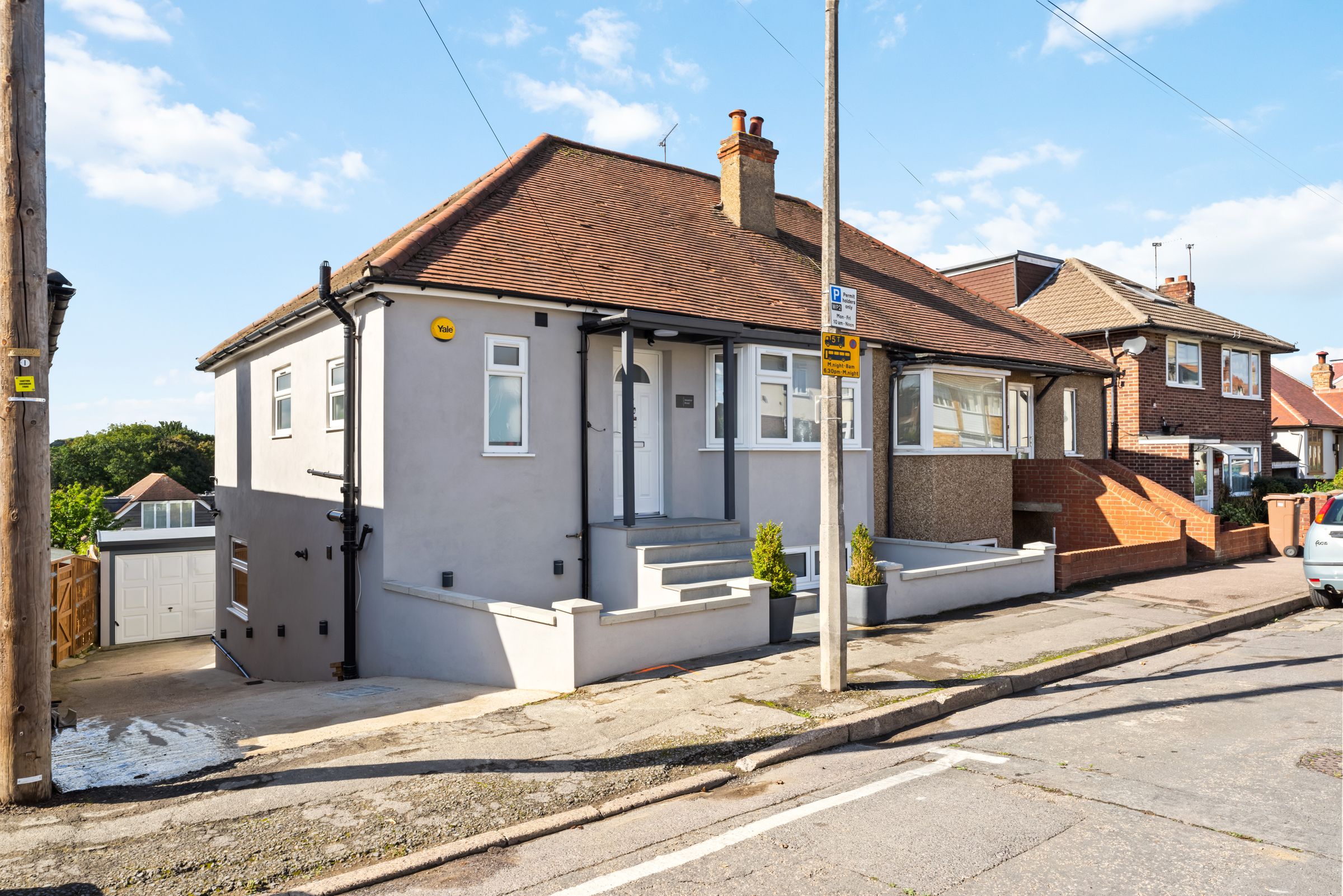 4 Bed Semi Detached House For Sale In Moreton Road Worcester Park Kt4