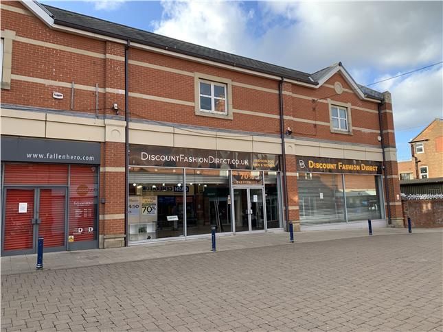 Retail premises to let in Cole Street, Scunthorpe, North Lincolnshire ...