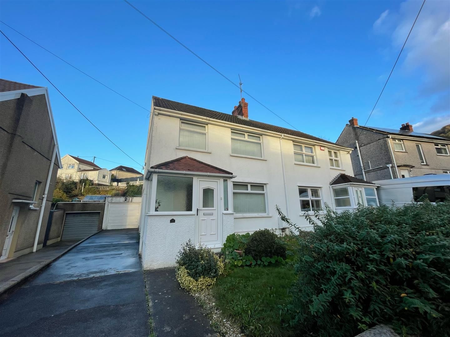 3 Bed Semi Detached House For Sale In Heol Caredig Tonna Neath Sa11