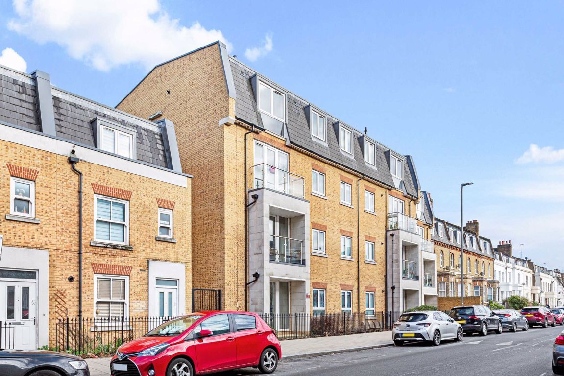 1 bed flat for sale in Old Devonshire Road, London SW12 - Zoopla