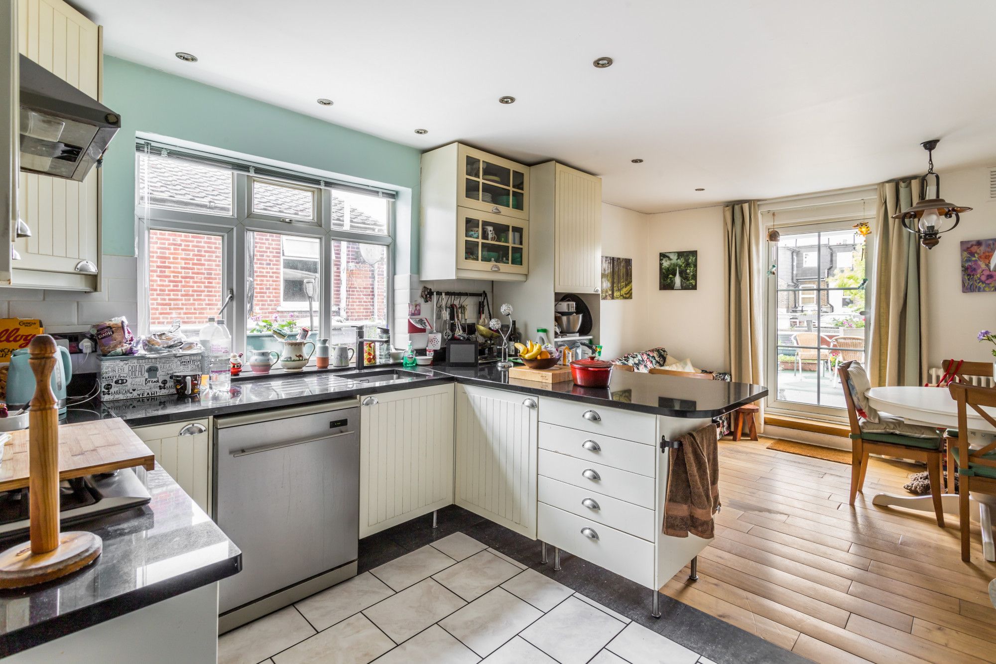 4 bed maisonette for sale in Durham Road, London SW20 - Zoopla
