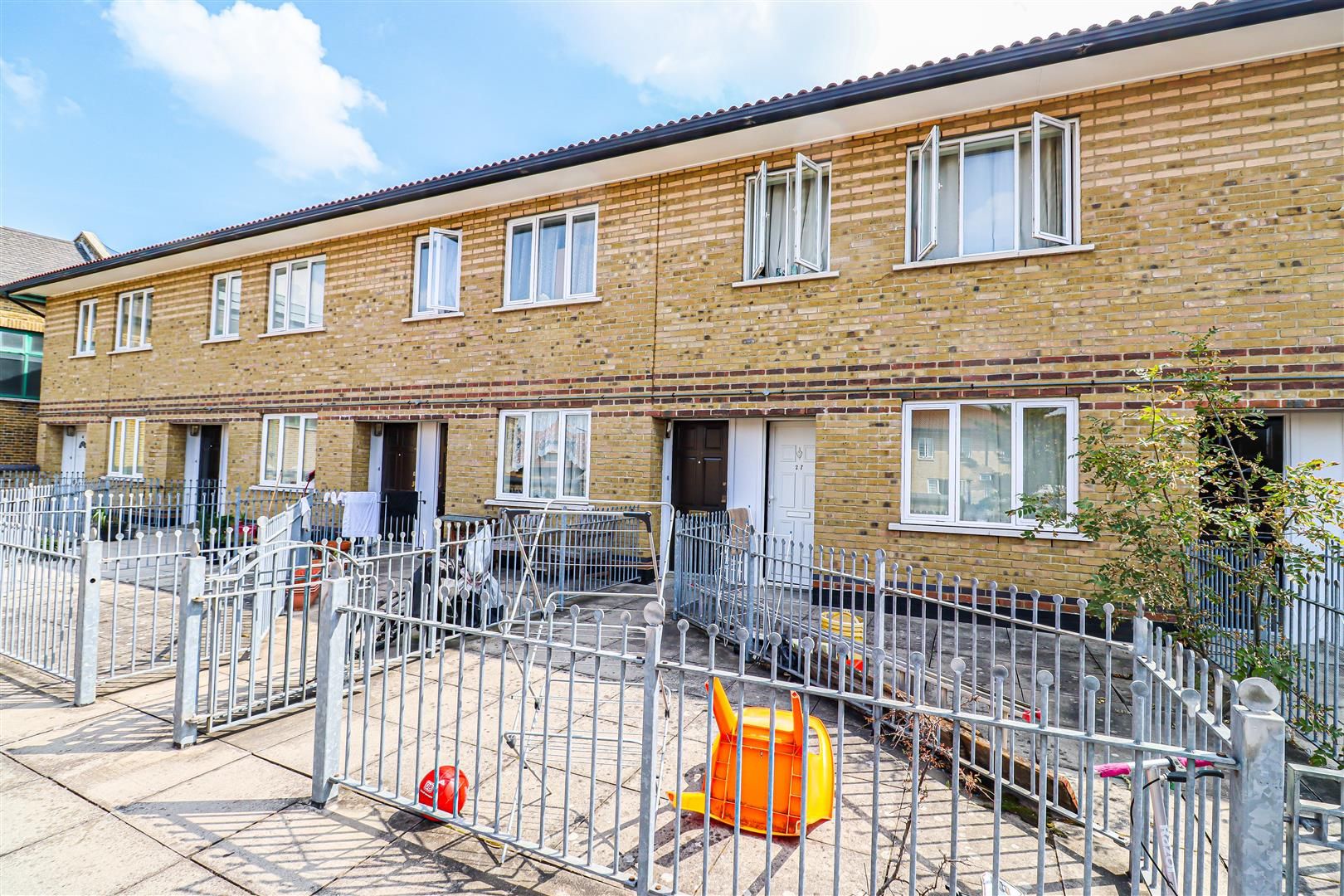 1 bed flat for sale in Peppermint Place, London E11 - Zoopla