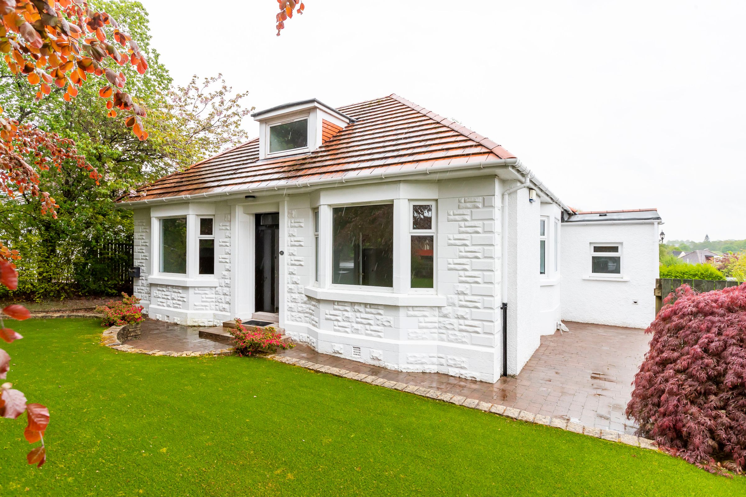 4 Bed Detached Bungalow For Sale In Kirkintilloch Road Lenzie Glasgow