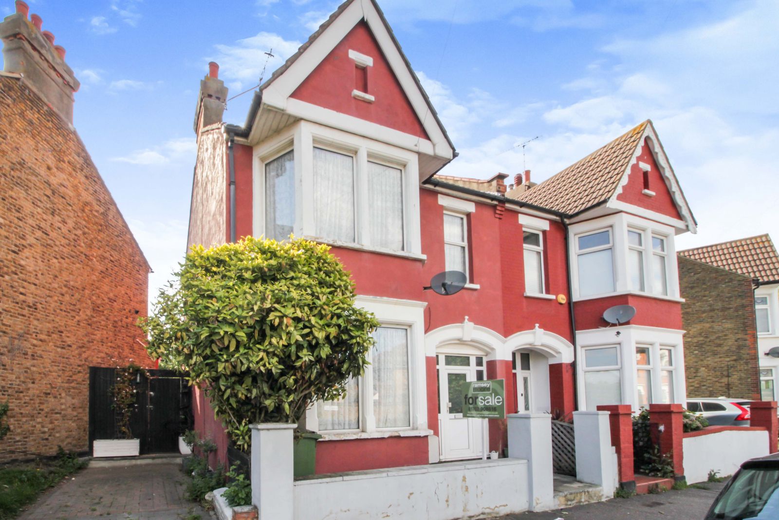 3 bed semi-detached house for sale in Hamlet Court Road, Westcliff-On ...