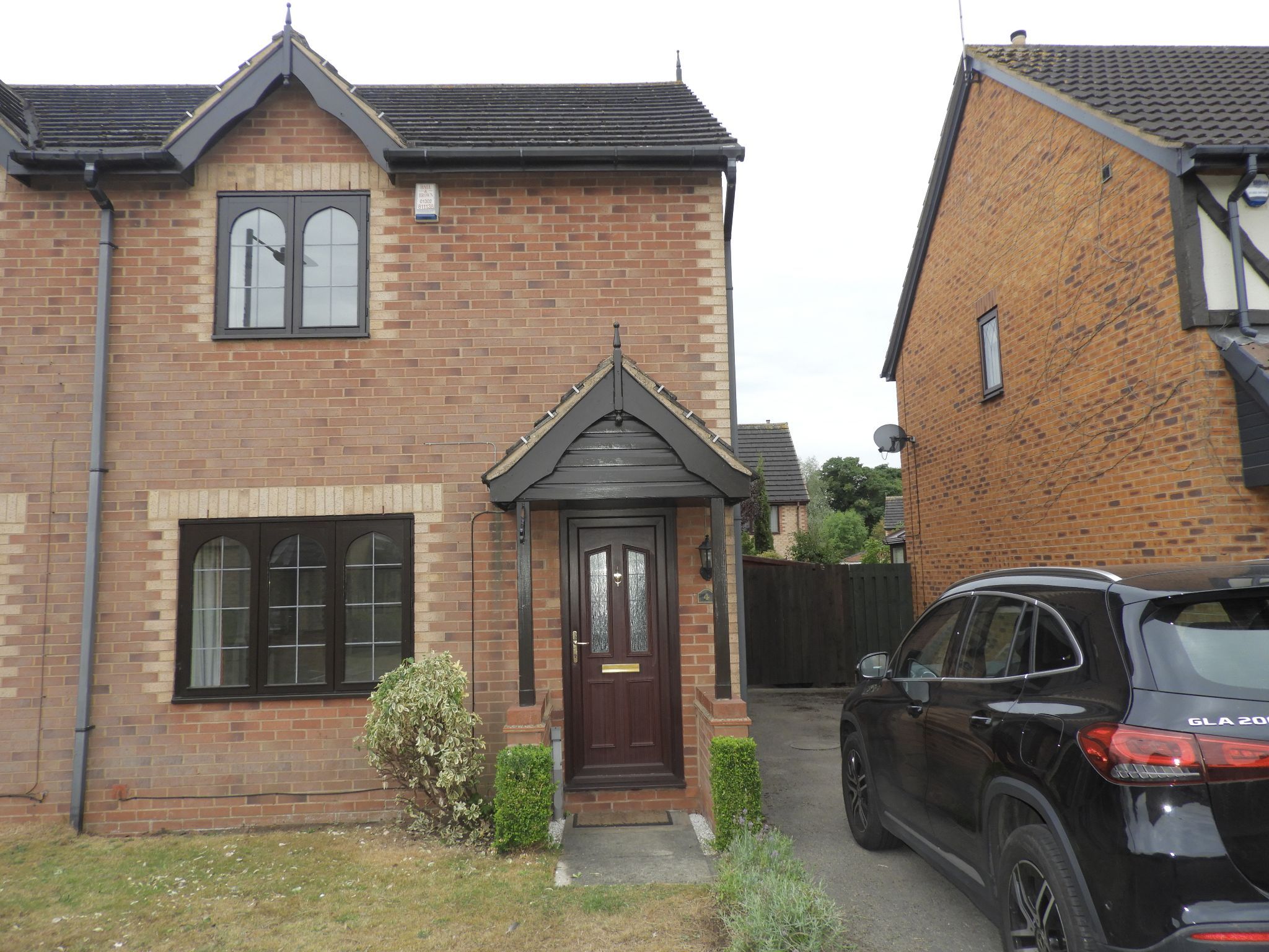 3 Bed Semi Detached House To Rent In Worral Court Edenthorpe