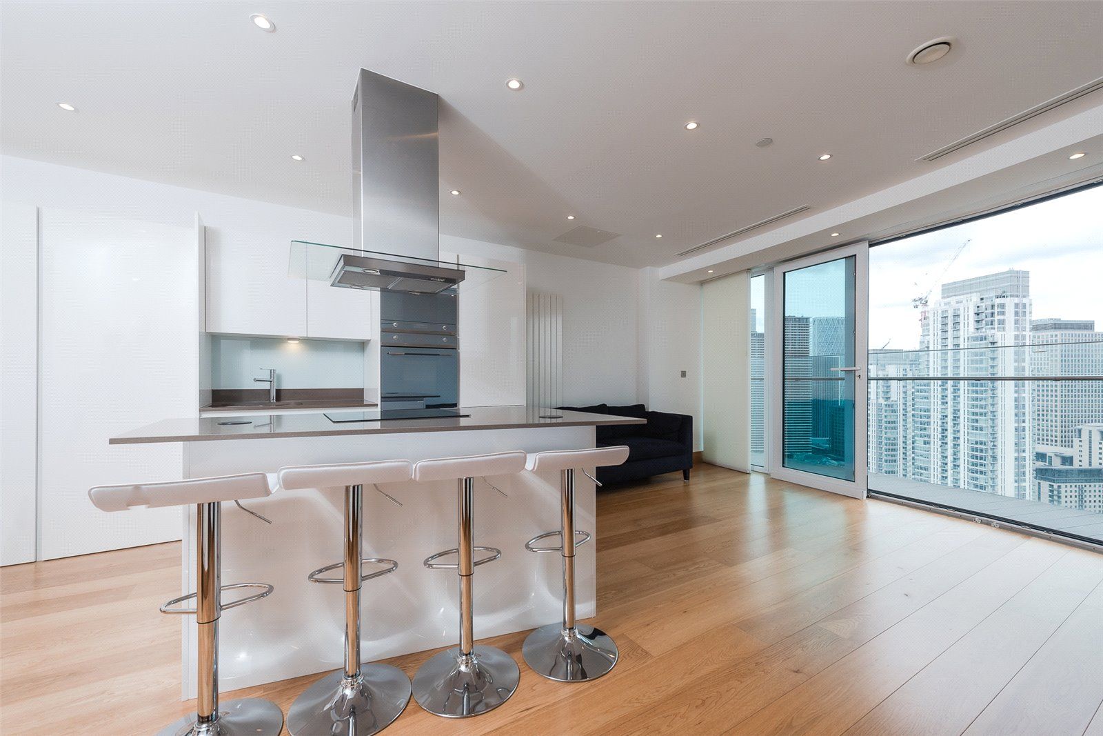 1 bed flat to rent in Arena Tower, Canary Wharf E14 - Zoopla