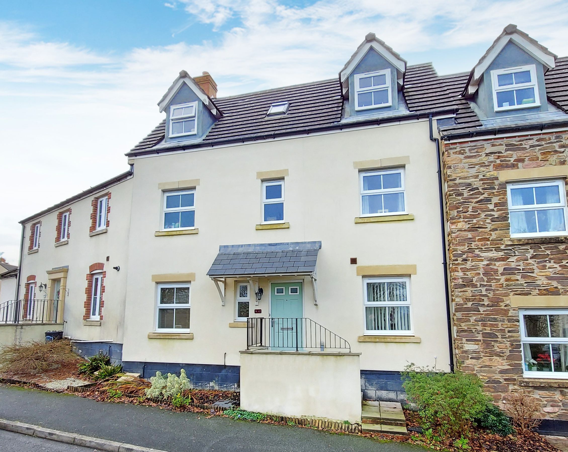 4 bed terraced house for sale in Snowdrop Crescent, Launceston PL15 ...