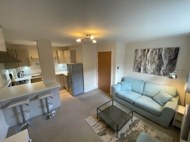 1 bed flat for sale in Skyline House, Swingate, Stevenage ...