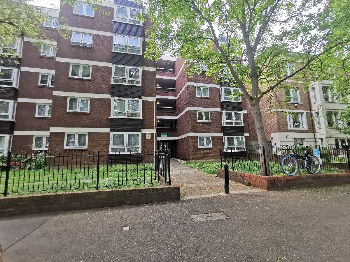1 bed flat for sale in Flat, Crowfield House, Highbury New Park, London ...