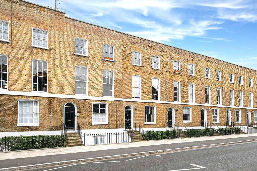 2 bed flat to rent in Queensbridge Road, Hackney E2 - Zoopla