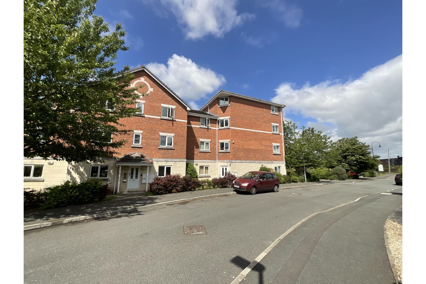 2 bed flat for sale in Old Coach Road, Runcorn WA7 - Zoopla