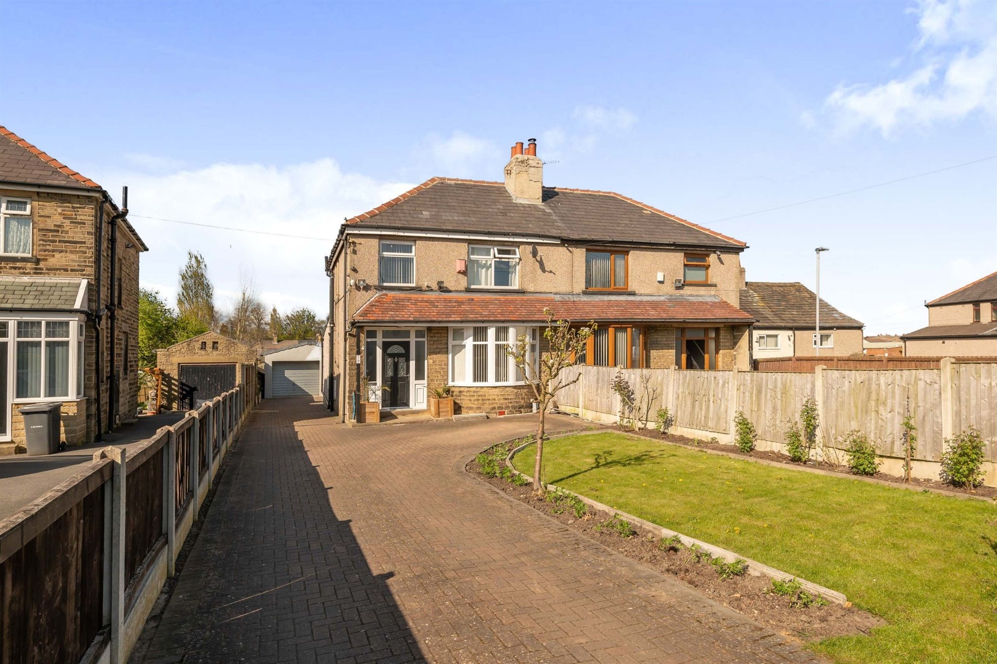 3 Bed Semi Detached House For Sale In Green Lane Wyke Bradford Bd12