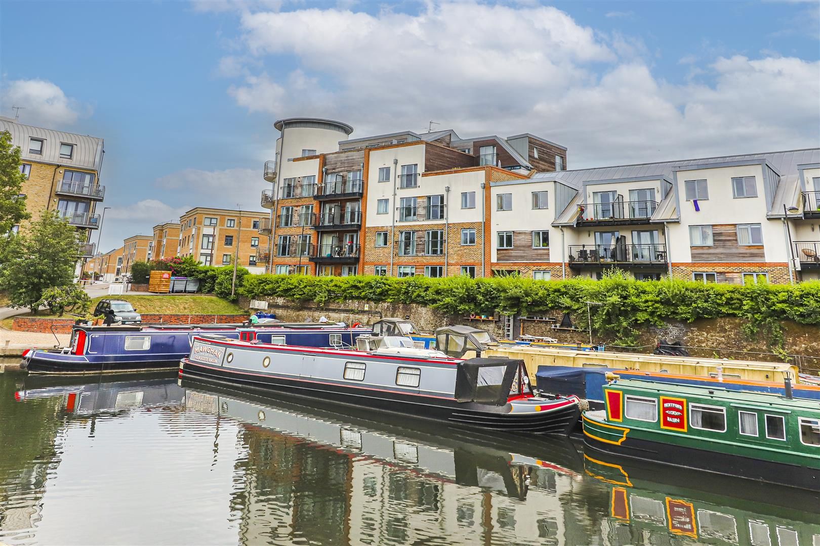 2 bed flat for sale in The Waterfront, Hertford SG14 - Zoopla