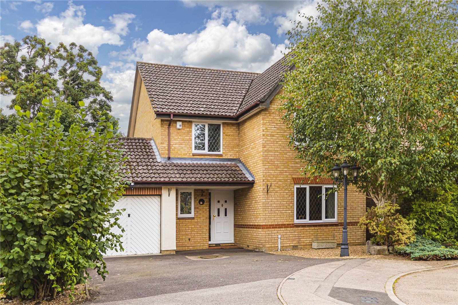 4 Bed Detached House For Sale In Betjeman Way Gadebridge Hemel