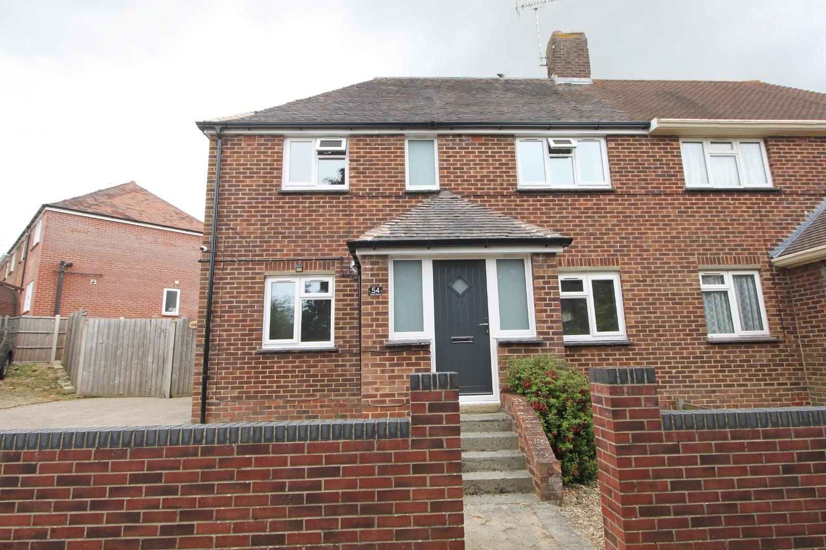 3 Bed Semi Detached House For Sale In Priory Road Netley Abbey