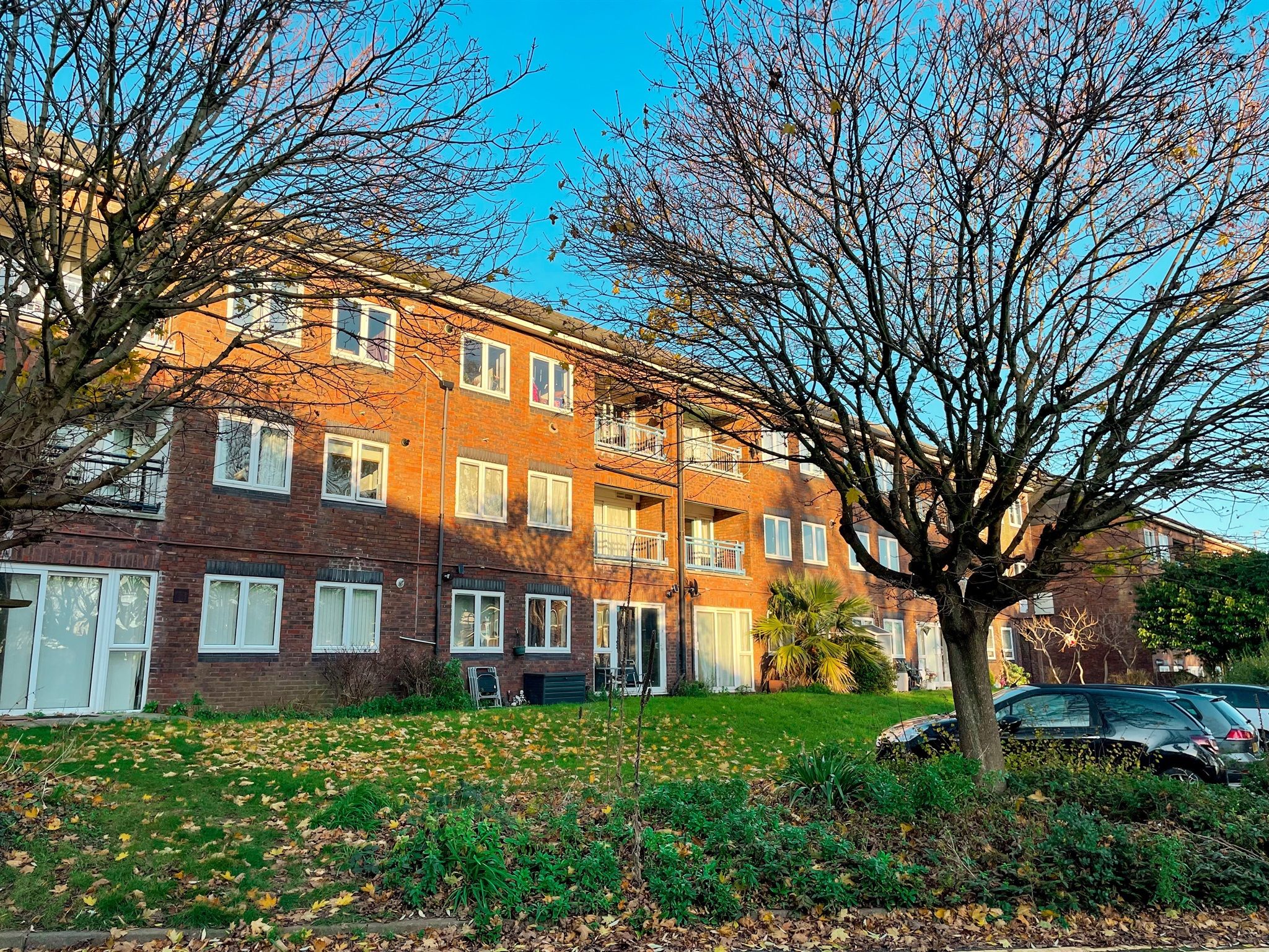 2 bed flat for sale in Ingram Crescent East, Hove BN3 - Zoopla