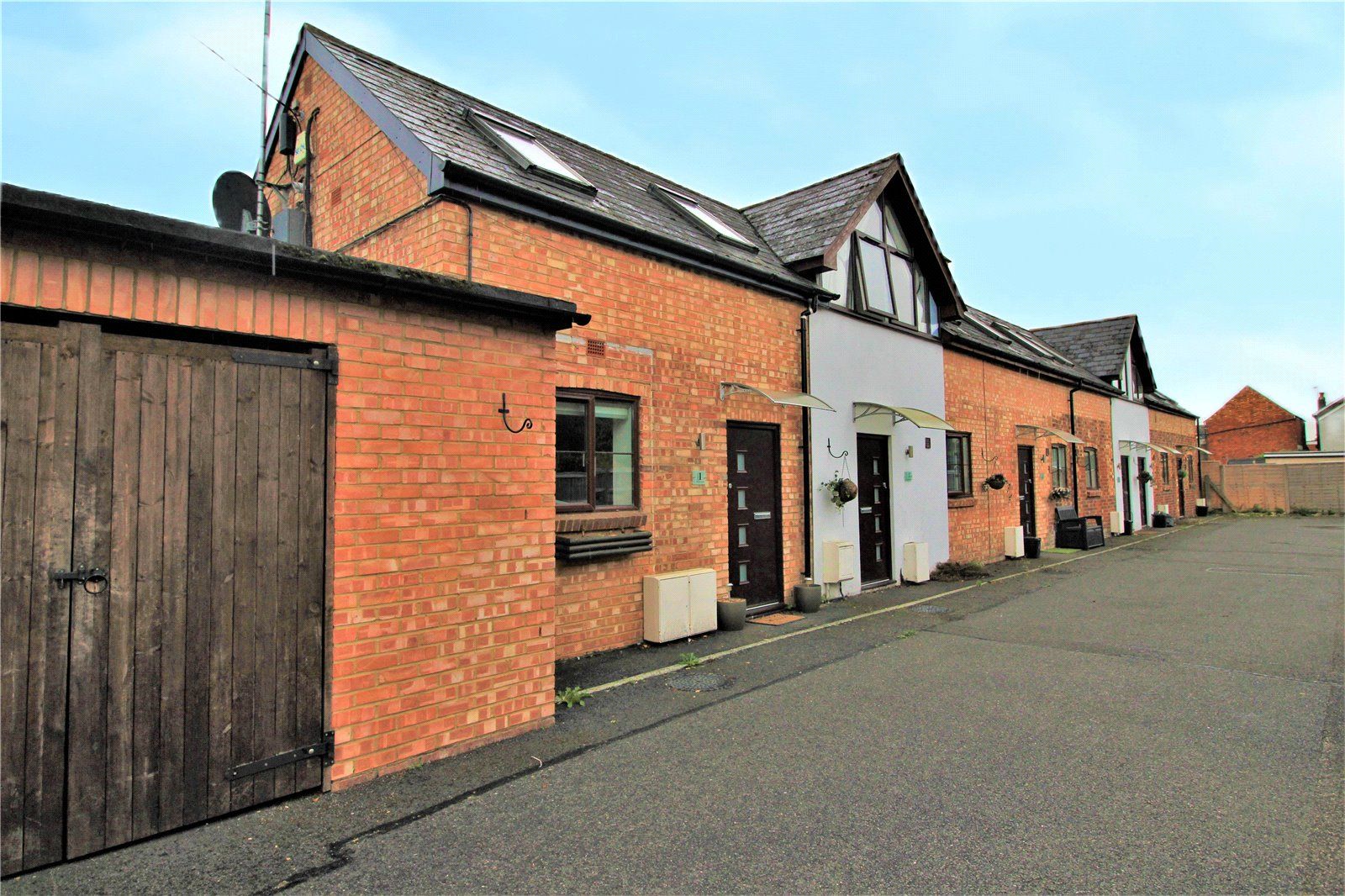 1 Bed Terraced House For Sale In Sherborne Road Farnborough Hampshire