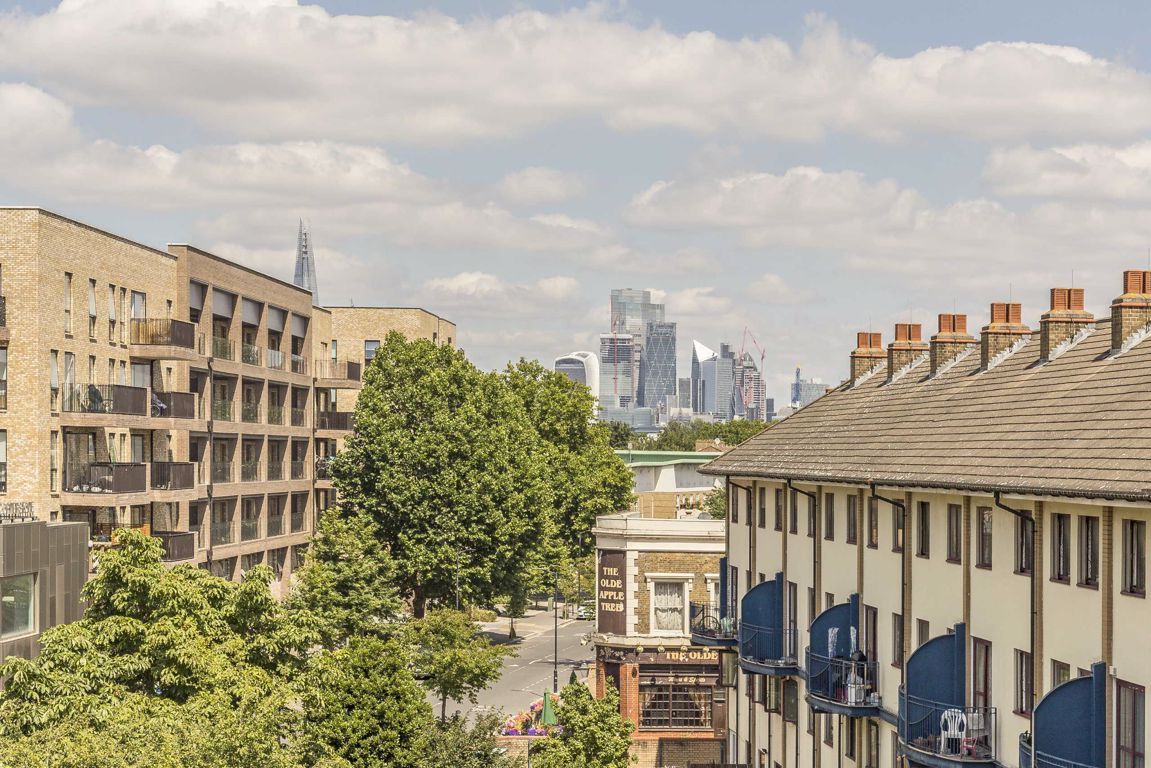 2 bed flat for sale in Sumner Road, London SE15 - Zoopla