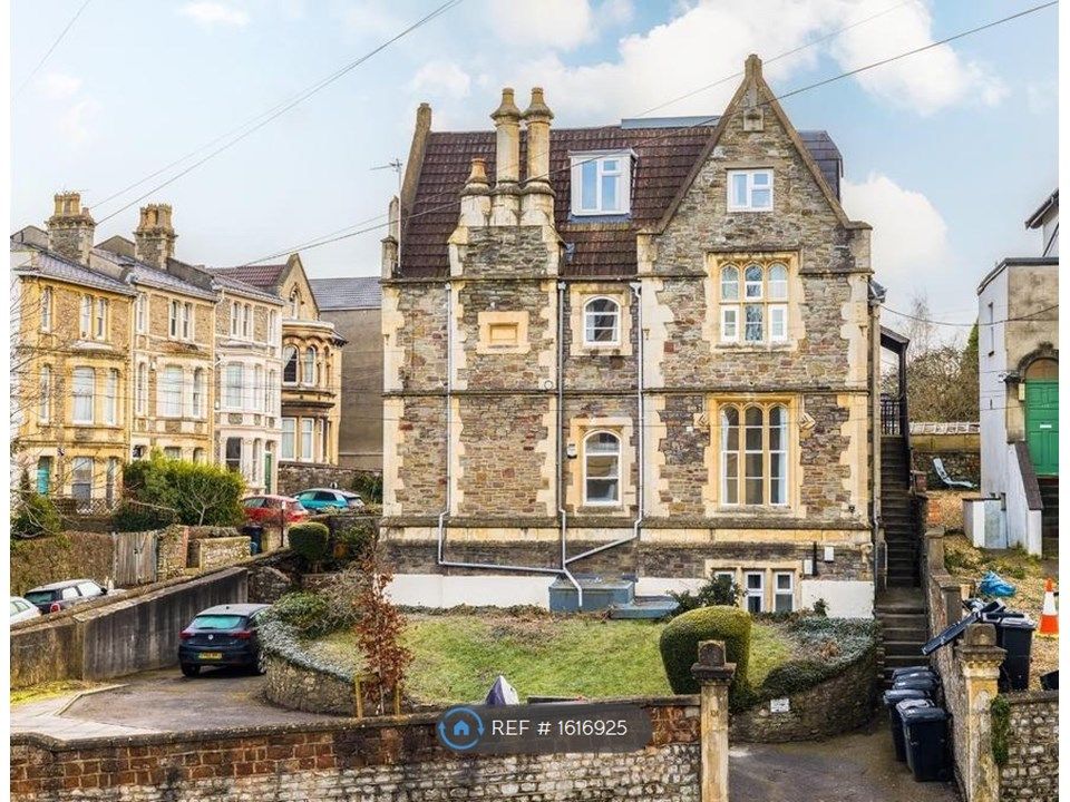 2 bed flat to rent in Cotham Brow, Bristol BS6 - Zoopla